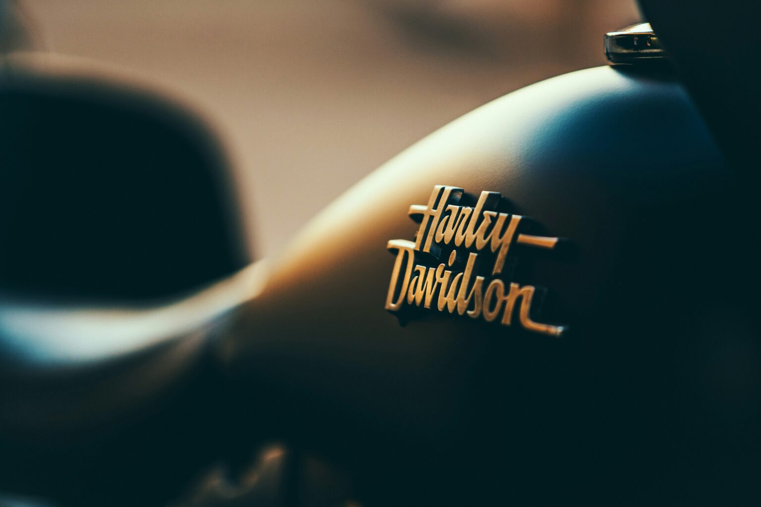 Harley Davidson Logo: Meaning, History, Design Influences, and ...