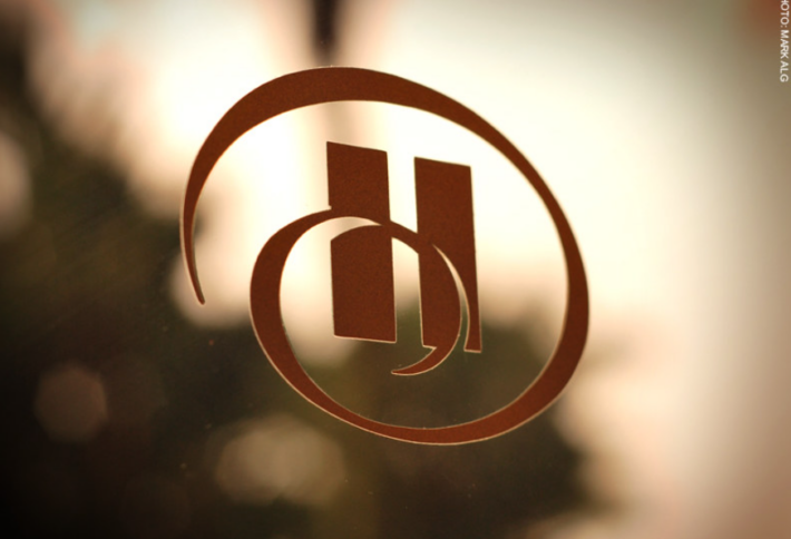 Hilton Logo: Meaning, History, Design Influences, and Evolution - Boon ...