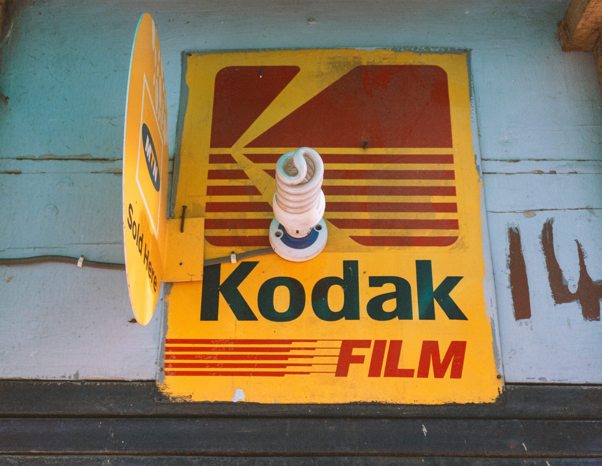Kodak Logo: Meaning, History, Design Influences, and Evolution - Boon ...