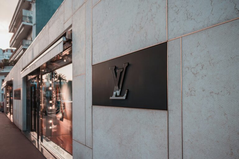 Louis Vuitton Logo: Meaning, History, Design Influences, and Evolution ...