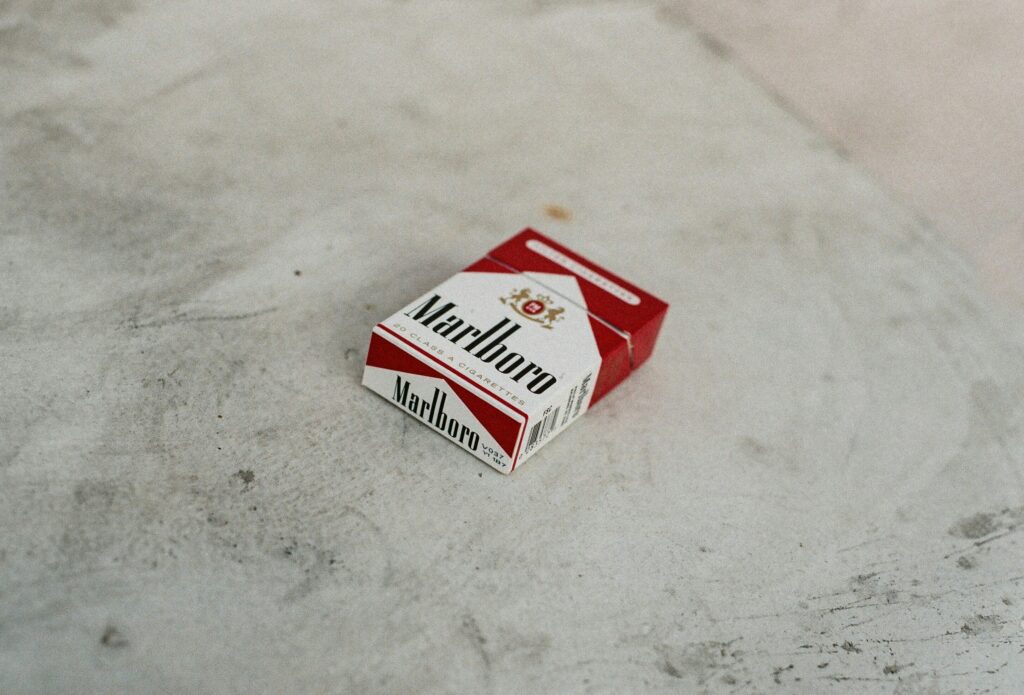 Marlboro Logo: Meaning, History, Design Influences, and Evolution ...