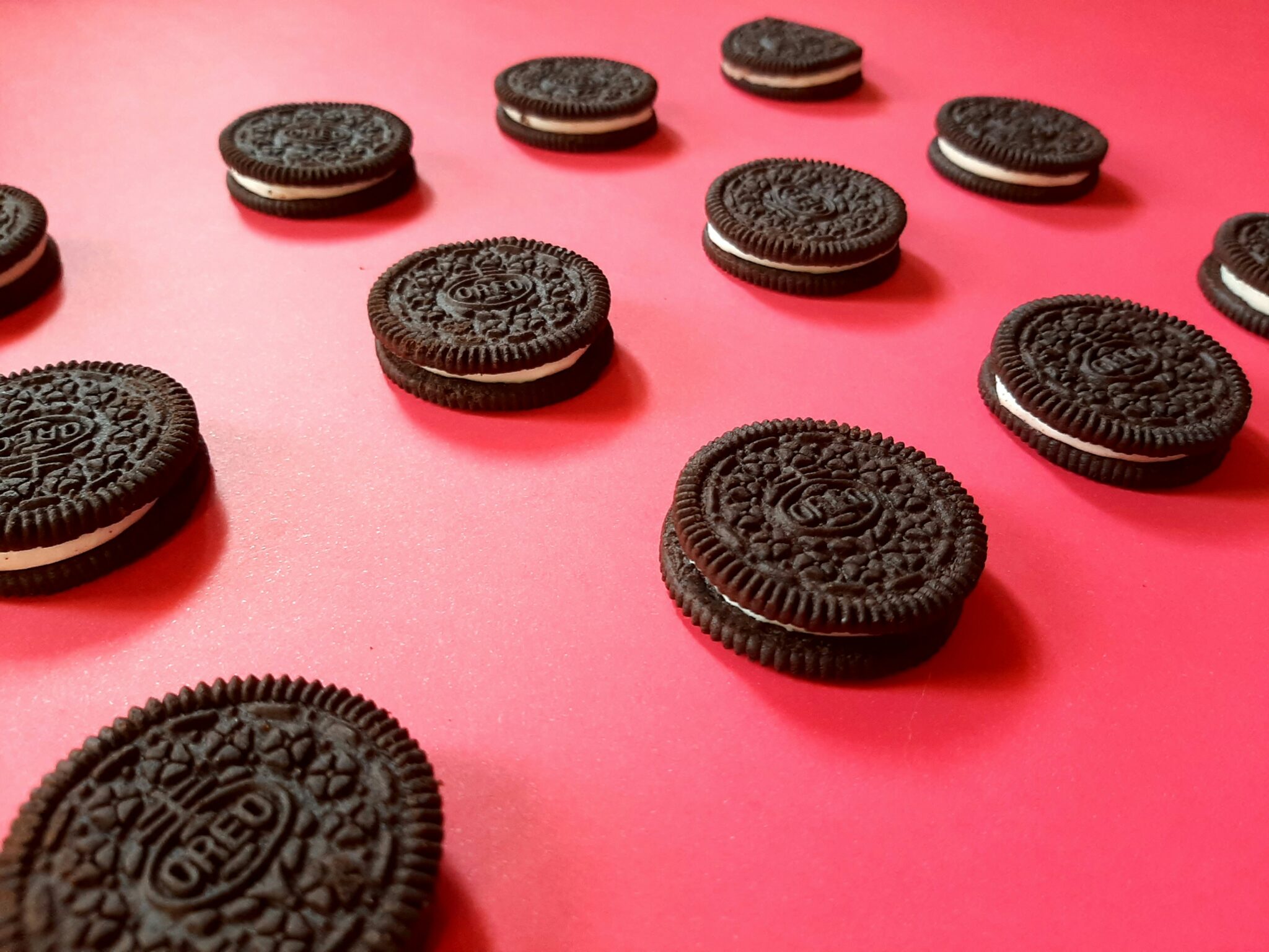 Oreo Logo: Meaning, History, Design Influences, and Evolution - Boon ...