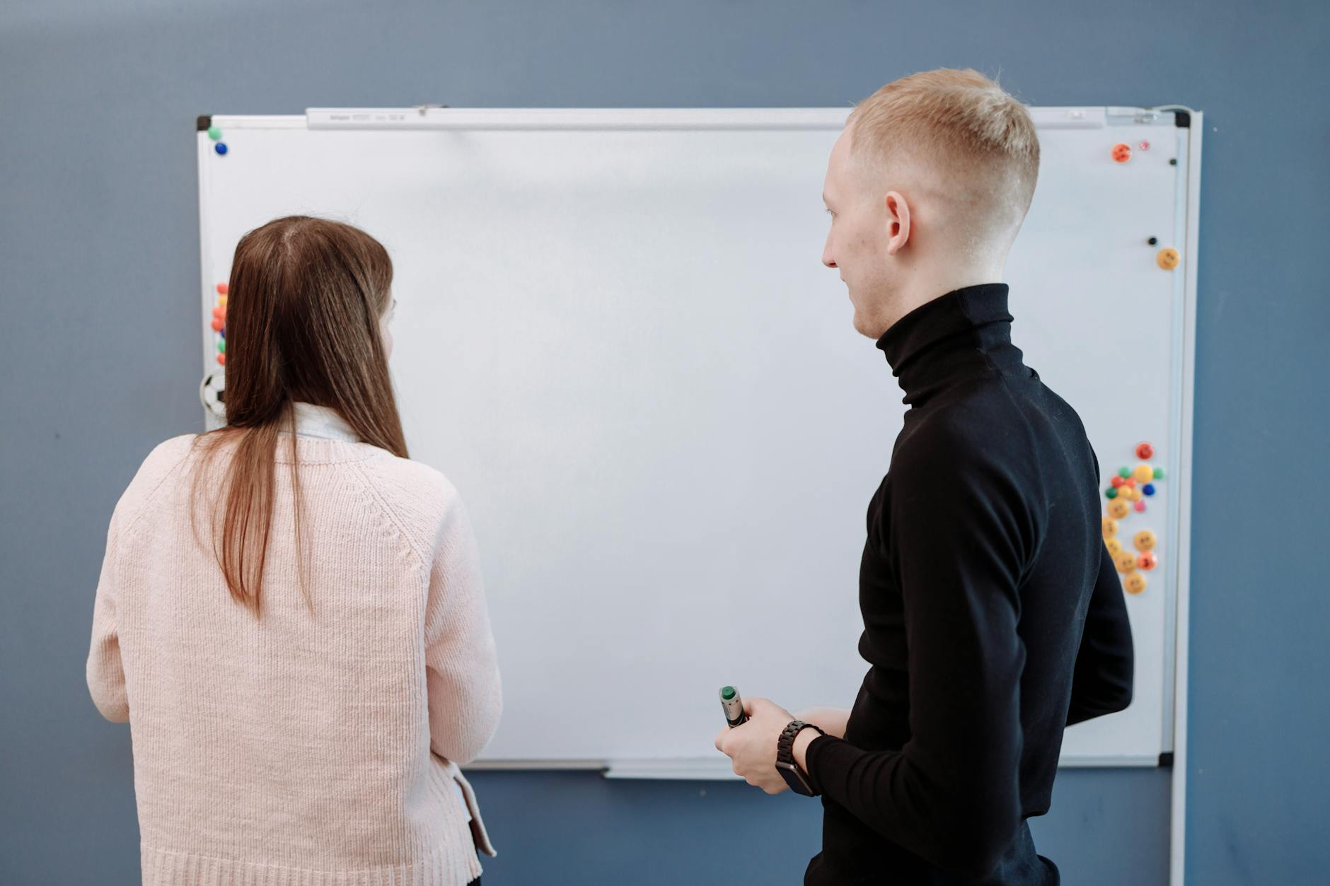 Employee Training Slogan Ideas - Boon : Best Logo Maker for Your Needs