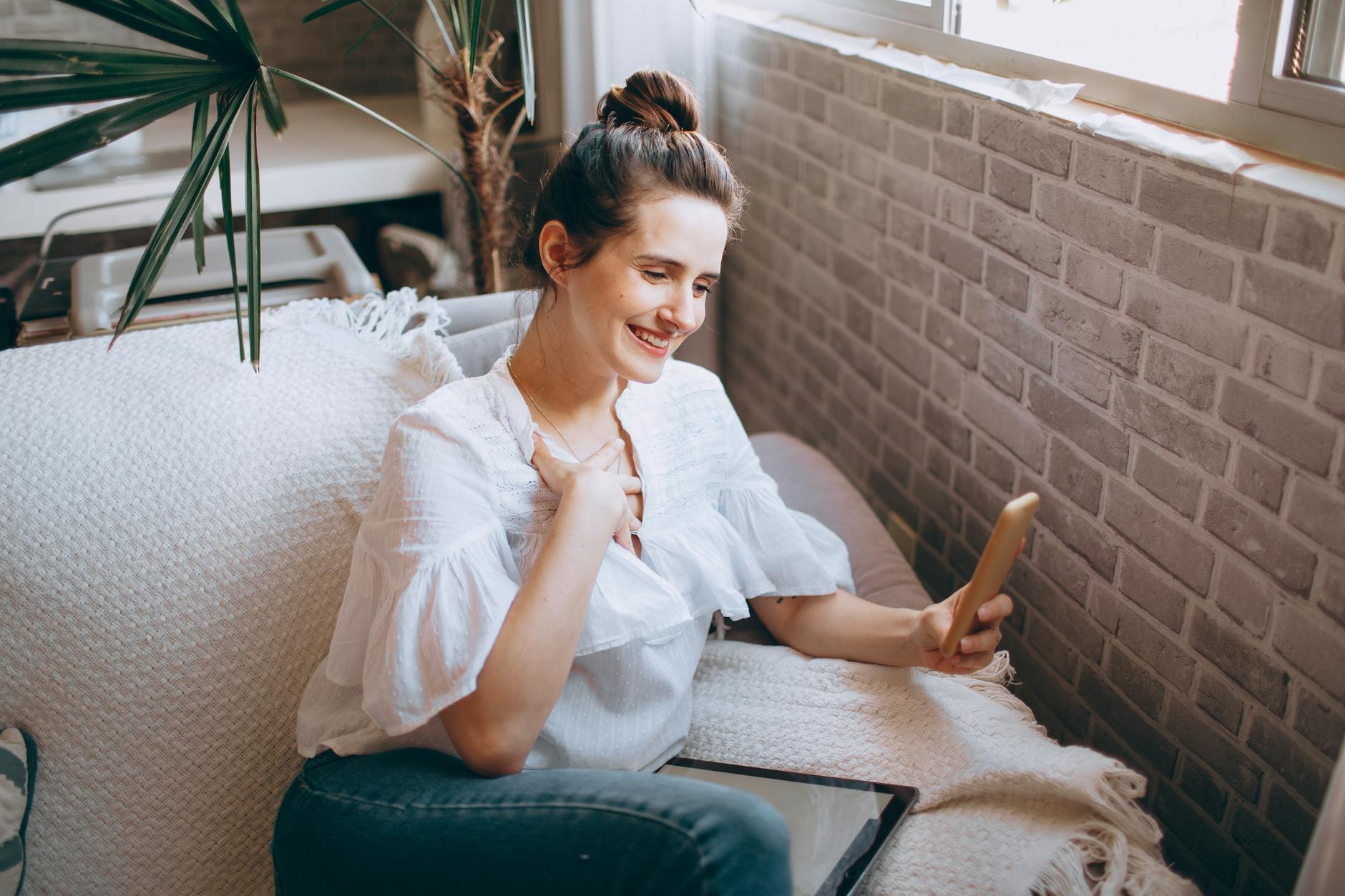 Wireless Technology Slogan Ideas - Boon : Best Logo Maker for Your Needs